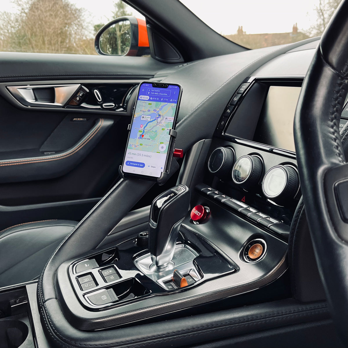 Jaguar F-Type phone holder | Arid innovation